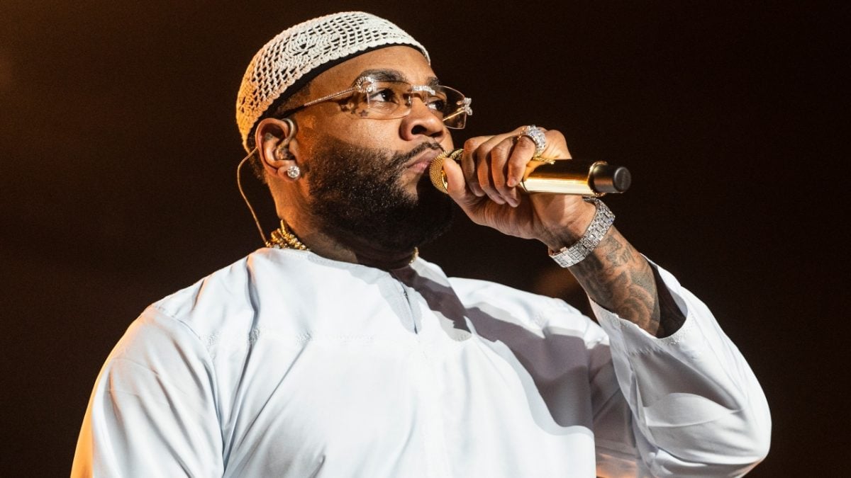 Destiny's Child Reunites: All Five Members Pose For First Picture ...