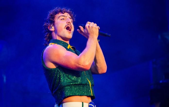 Watch Benson Boone perform ‘Mystical Magical’ and ‘Sorry I’m Here for ...